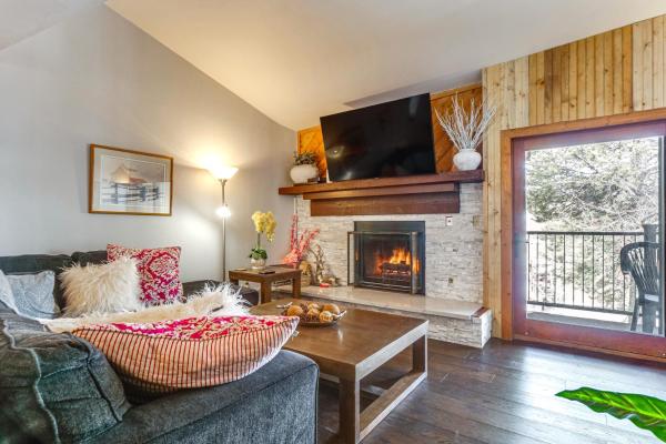 Walk To Main Street: Breck Condo W/ Balcony! - Copper Mountain, CO