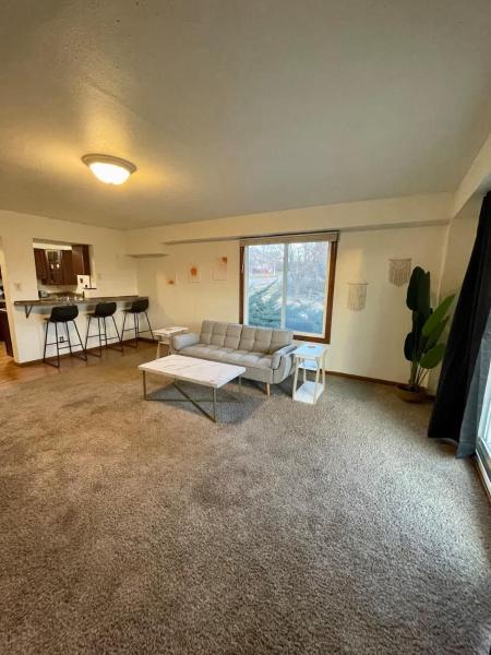 Riverview Apartment #21 - Baraboo, WI