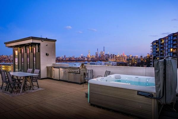 4br Townhome With Nyc Views - Edgewater, NJ