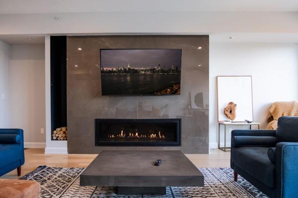 Chic Luxury 4br Townhome With Nyc Views - Edgewater, NJ
