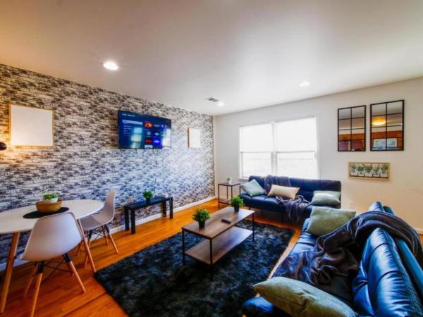 Cozy 3 - Bed Apartment, Minutes From Nyc! - Jersey City, NJ