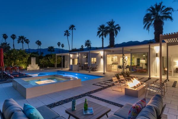 Lost Palms Oasis - Palm Springs, CA