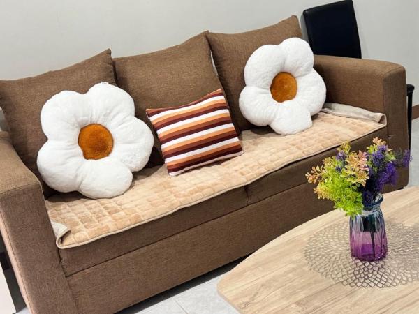 Vibrant Vibes Cozy Staycations I In Sorsogon City - 菲律賓
