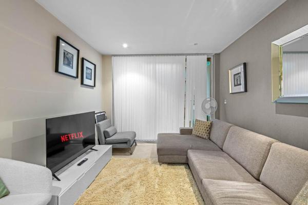 Londwell Chelsea Living Central Flat With Balcon - Fulham