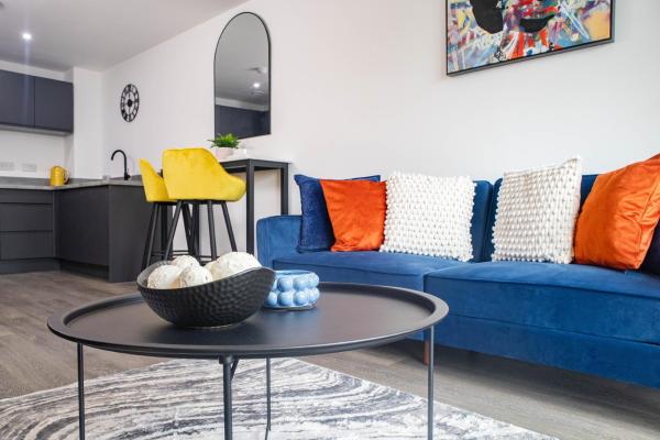 Renaissance Suite - 2bed - Sleeps 7 - Central - Liverpool, UK