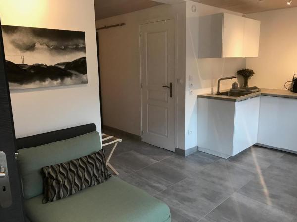 Light Spacious, Recently Refurbished Studio Near To Courchevel - Champagny-en-Vanoise