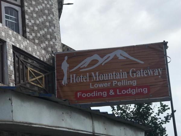 Mountain Gateway - Pelling