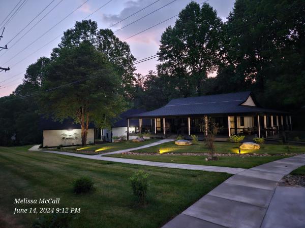 Life's Good Retreat Main House - Brevard, NC