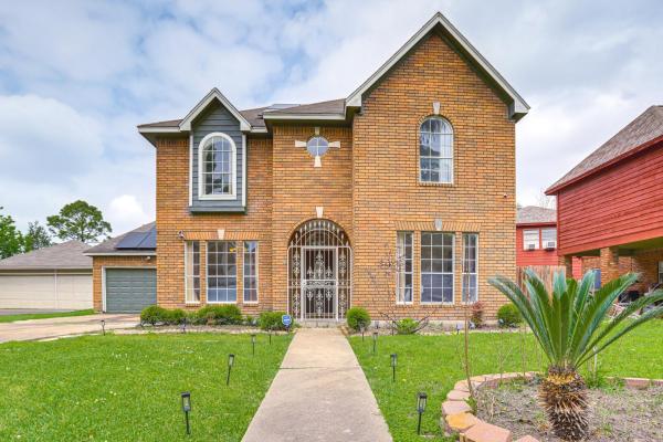 Home 7 Mi To Energy Corridor Remote-work Ready! - Sugar Land, TX
