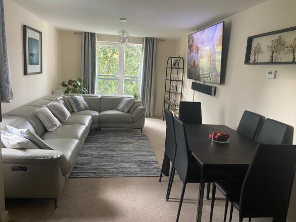 Double Room With Private Bathroom & Wifi - Tunbridge Wells