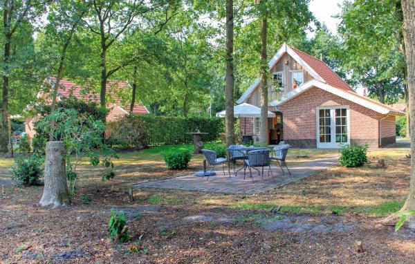 Three-bedroom Holiday Home In Hoge Hexel - Almelo