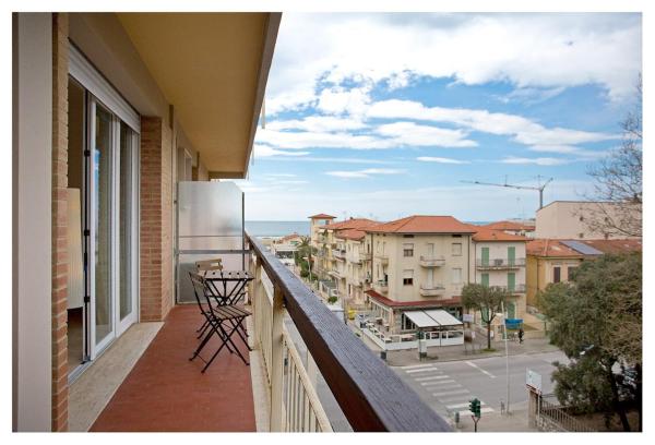 Casa Nica, Comfortable Flat Just 200 M From The Sea - Viareggio