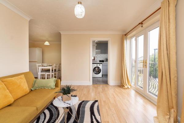 Centrally Located Cozy Apartment In Southampton - Southampton