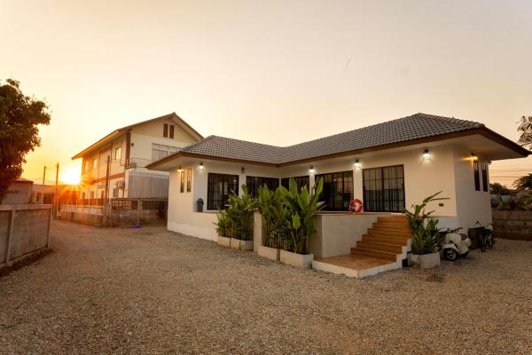Homey Time Pool Villa Chiangkhan พูลวิลล่า เชียงคาน - Chiang Khan