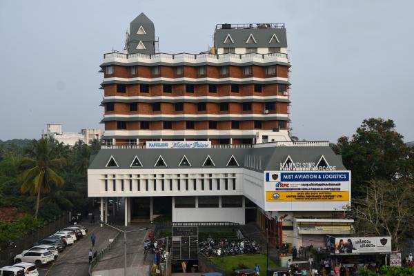 Manuelsons Malabar Palace - Kozhikode