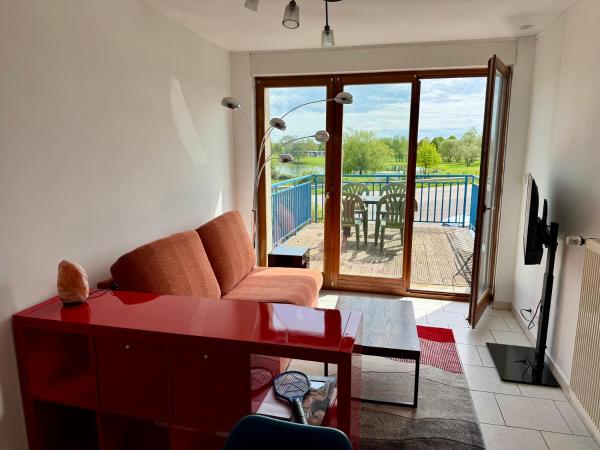 La Terrasse Vue éTangs, Babyfoot, Jeux De Société By Bookingfuté - Mirecourt