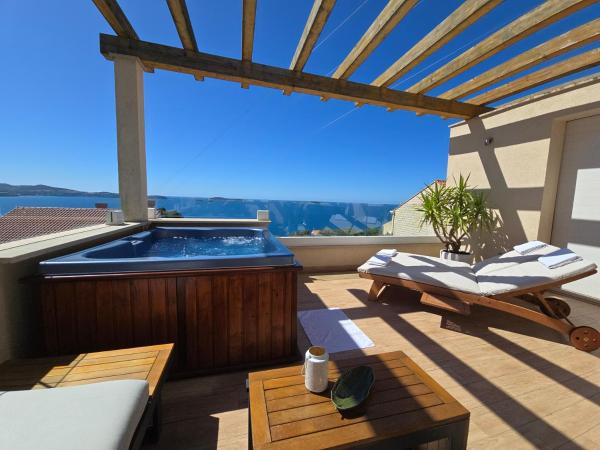 A Unique 2 Person Luxury Apt. With Private Jacuzzi - Croatia