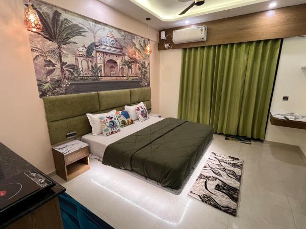 The Rajwada Palace Omaxe Hazratganj With Kitchen - Lucknow