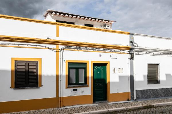 Casa Da Muralha - Beja