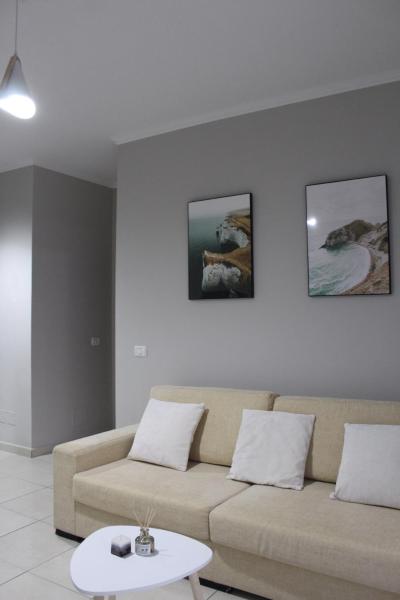 Leon Lungomare Apartment - Vlorë