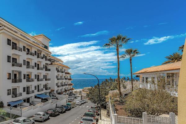 La Perla Beach Vibes - Canary Islands