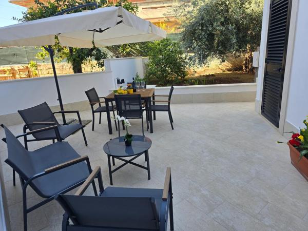Lemon House - Avola