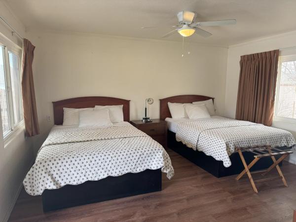 Lakeshore Lodge - Kernville, CA