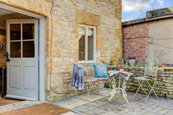 The Cotswolds Hidden Gem - Moreton-in-Marsh