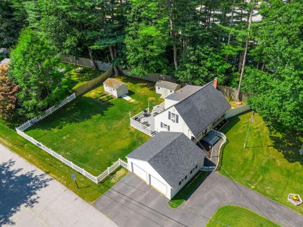 Fenced-in Yard Work From Home Elwyn Park - Portsmouth, NH