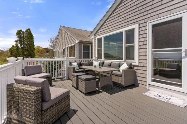Serenity At Snug Harbor Ocean View Private Deck - Dover, NH