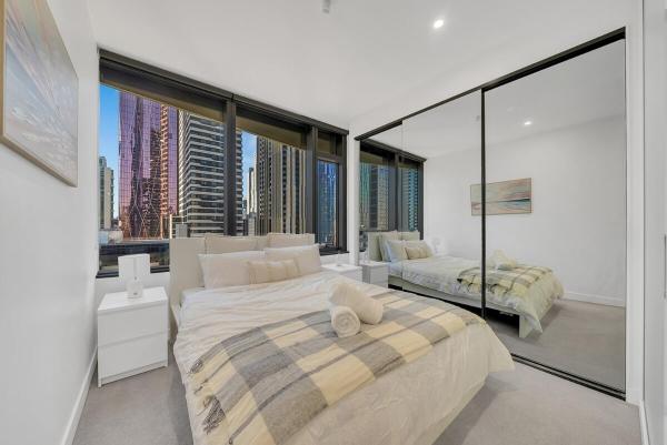 Luxurious 2br Apartment - Central Cbd Location With Pool, Gym - Flinders Street Railway Station - Melbourne
