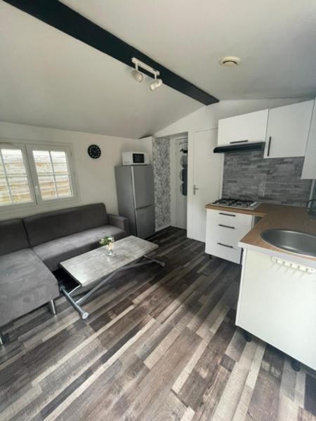 Mobil-home 4 Couchages Parking Gratuit - St-Laurent-du-Var