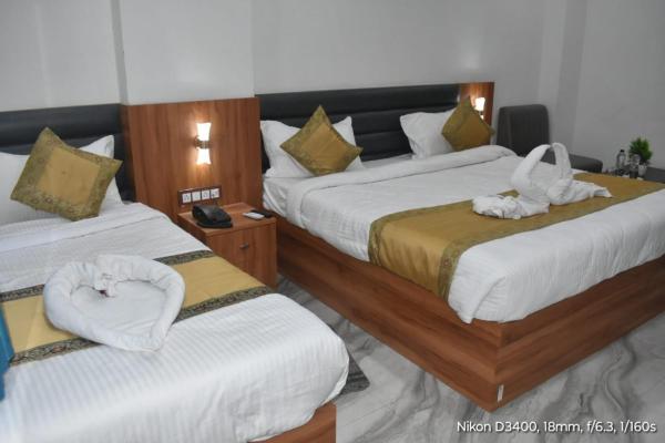 Hotel Ashray Inn - Varanasi