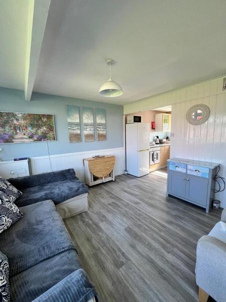 California Beach Chalet - England