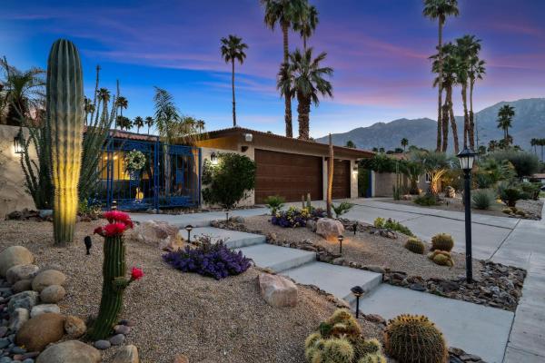 Azure Gate Retreat - Palm Springs, CA