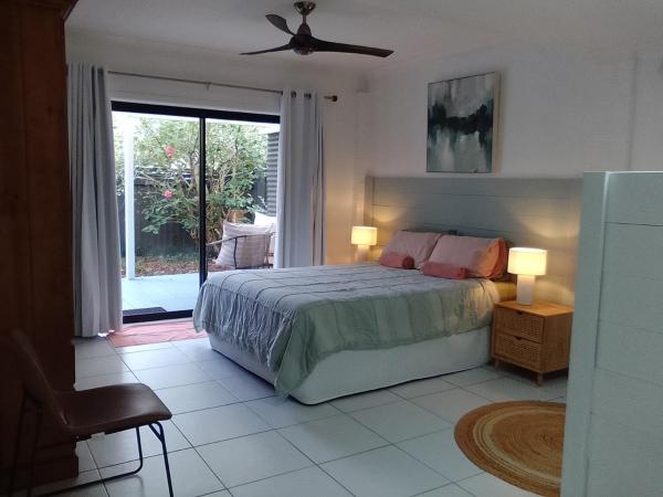 1 Queen Bed Private Bathroom Own Entrance - Terrigal