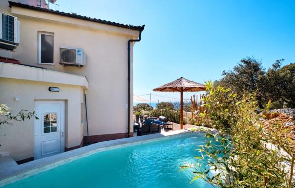 Villa Miholascica 2 In Island Cres By Villas Guide - Cherso