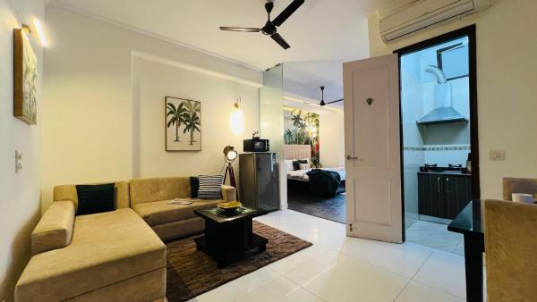 Bluo Classic Studio - Green Park Hauz Khas Village - Rajasthan