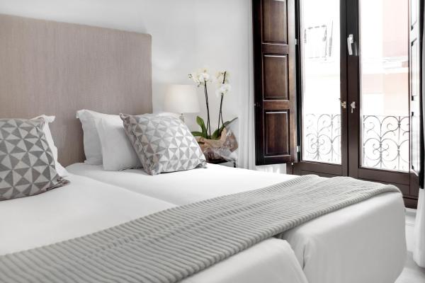 Suites Campo Del Príncipe - Spagna