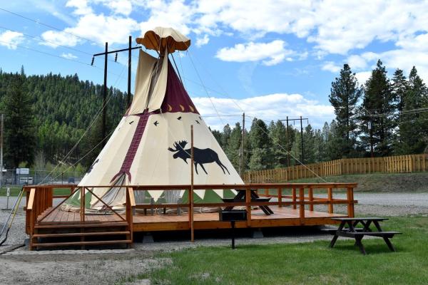 Amazing Tipi Rental For The Perfect Camping Getaway In Republic, Washington - Curlew Lake State Park, Republic