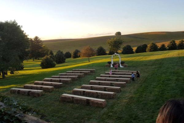 Cozy Family Accommodation For Five Guests In Montezuma, Iowa - Brooklyn, IA