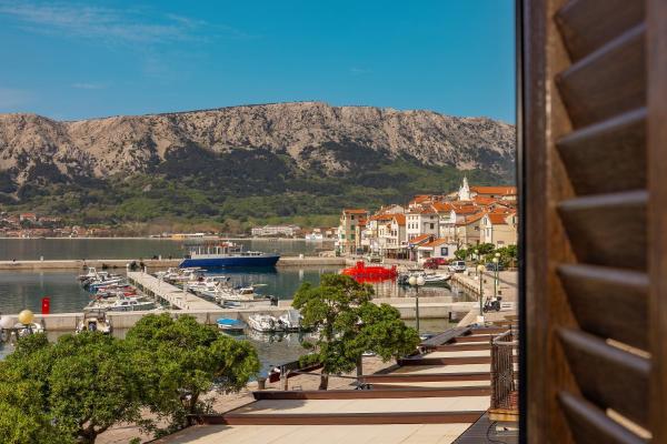 Apartments Ivo With Sea View - Baška