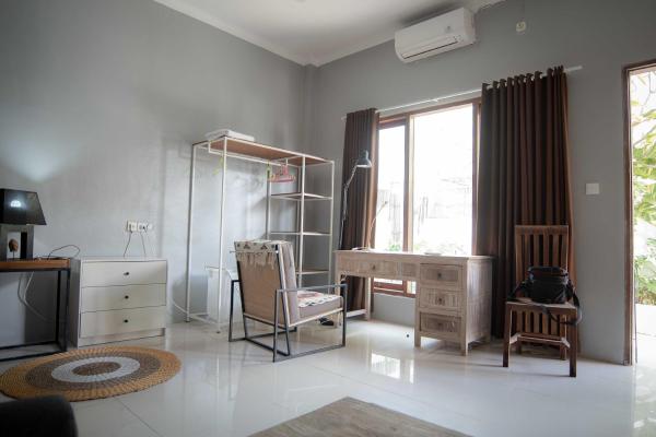 Mirri House Brawa - Canggu