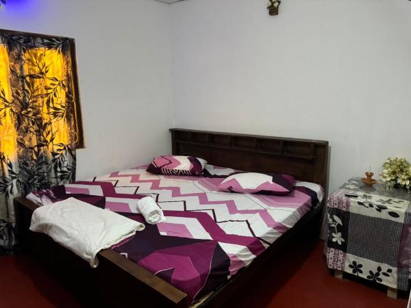 Kingjey Famiy - Sri Lanka