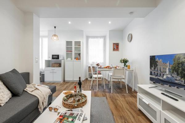 Mari 71 - Unique Apt Near Sea - Nice