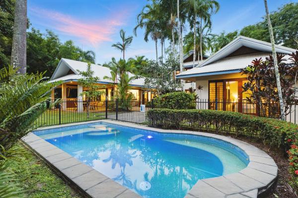 65 Mitre Port Douglas - Villa With Golf Course Views - Port Douglas