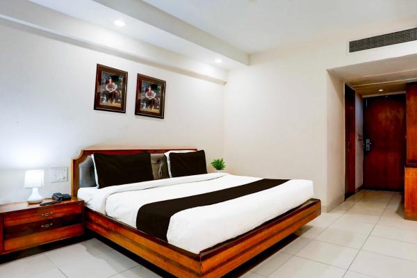Super Collection O Padav Square Gwalior - Gwalior