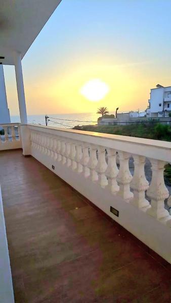 Villa Pieds Dans Leau Près De Kantaoui - Sousse