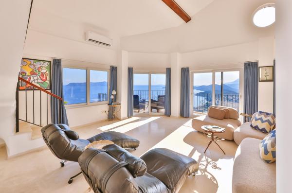 Ambassador Penthouse Apartment - Kaş