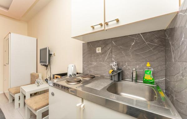 Superbe Appartement À Biograd Na Moru Avec Wi-fi - Biograd na Moru